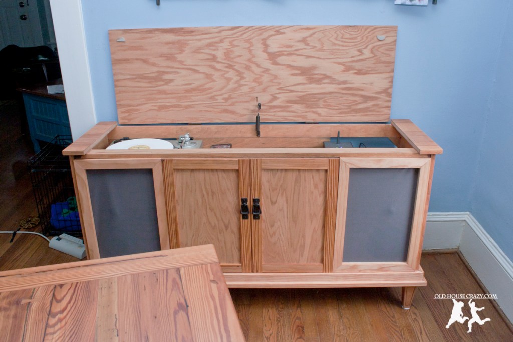 Rebuild and Modernize an Old Stereo Console – DIY | Old House Crazy